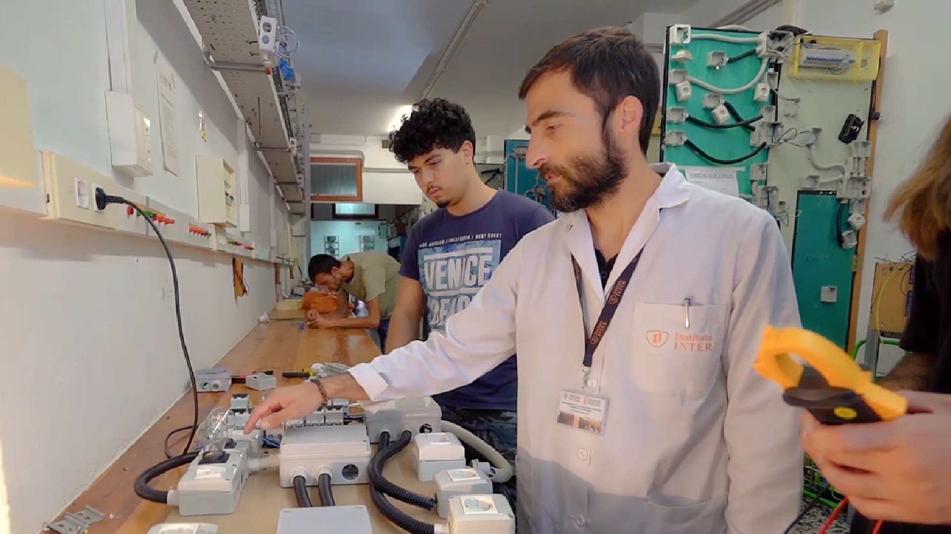 Instituto INTER de Valencia | Opiniones y Precios 2023 - Micole