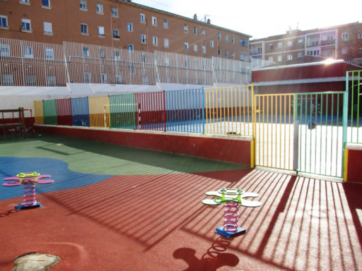 Colegio Pío XII en Madrid | Opiniones y Precios 2024