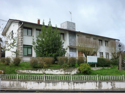 Colegio Ángel Larena en Traslaviña | Opiniones y Precios 2025